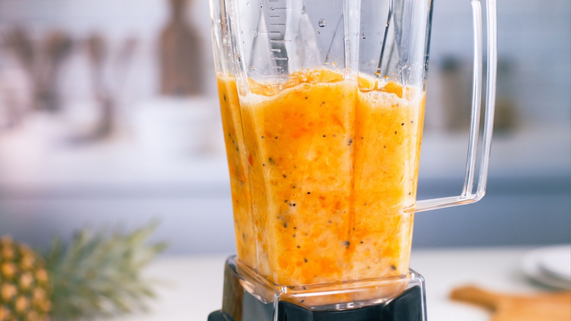 10 Best Blender For Frozen Fruit Smoothies & Crushing Ice 2022 ...